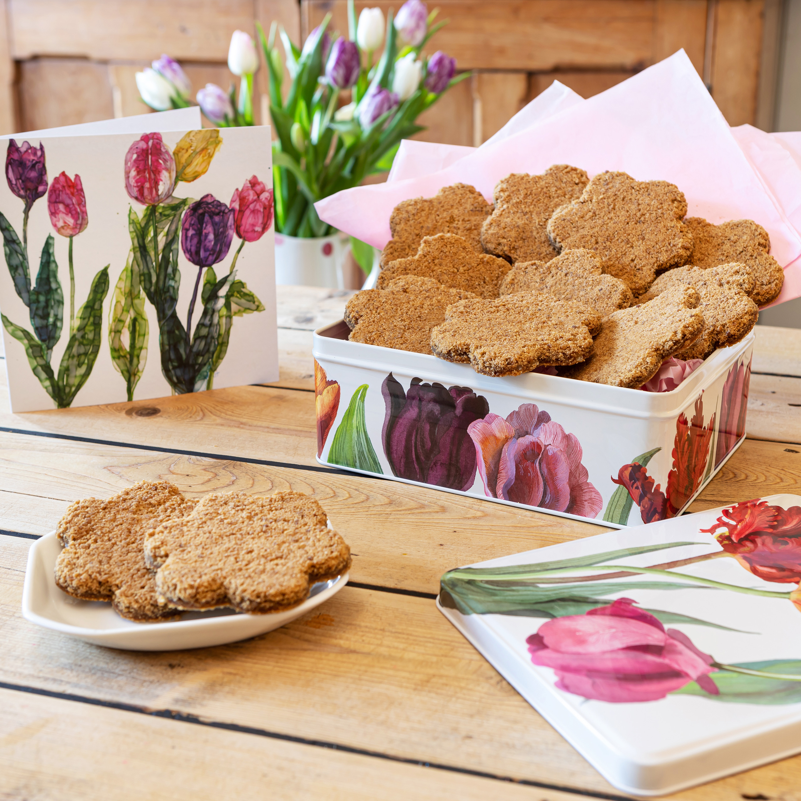 Grasmere Gingerbread® ‘Flowers’ Gift Tin | Grasmere Gingerbread